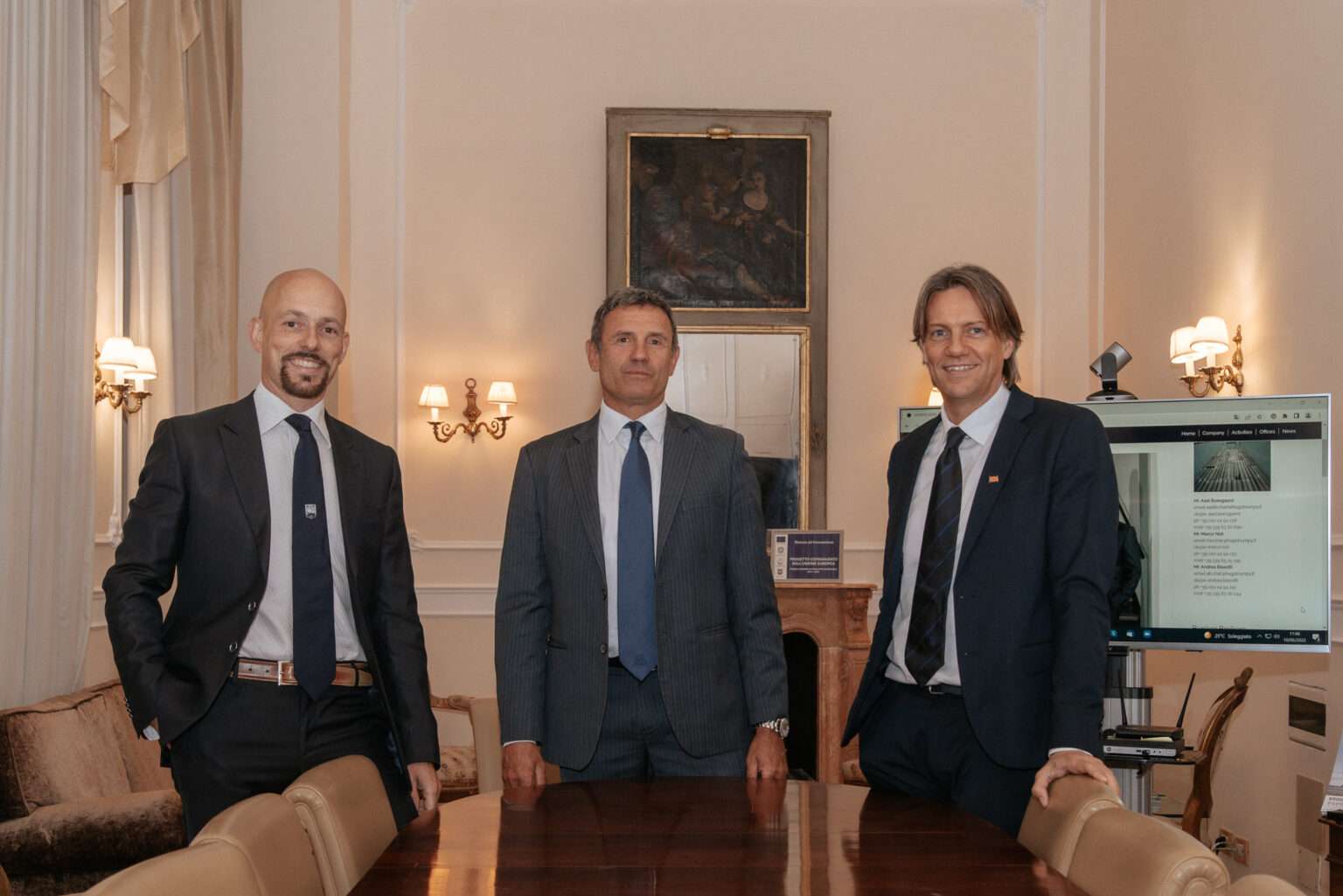 SHIPBROKERS & BUNKER | Hugo Trumpy